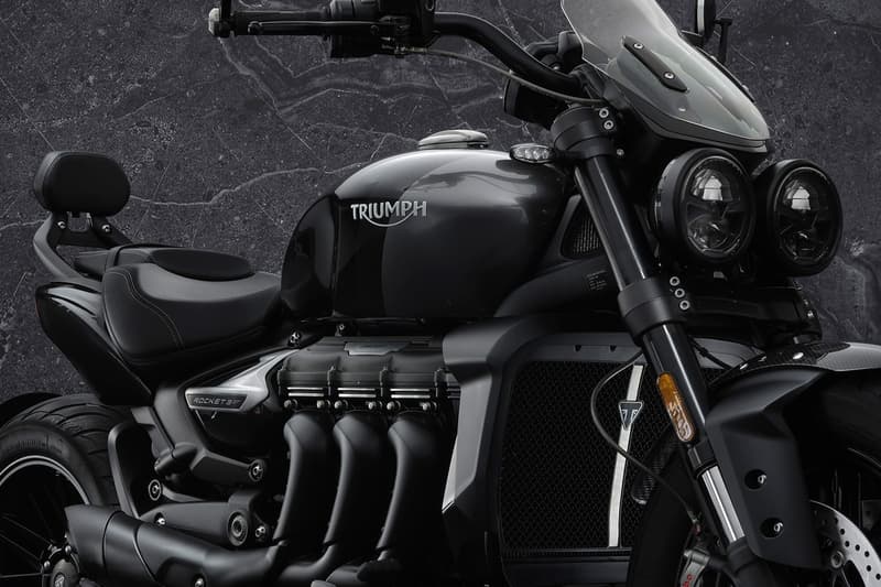 Triumph 正式發表全新 Rocket 3 R、Rocket 3 GT 別注黑魂車型 | Hypebeast