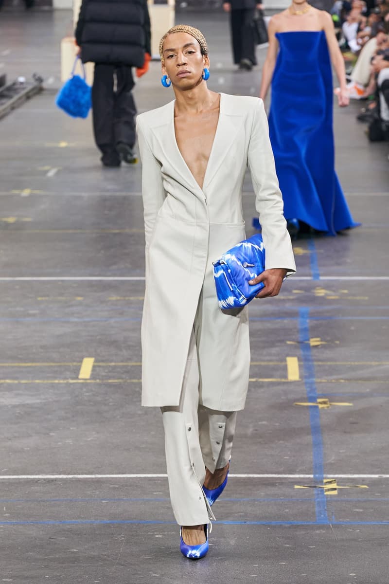 Off-White™ 2021 秋冬系列大秀正式登場 | Hypebeast