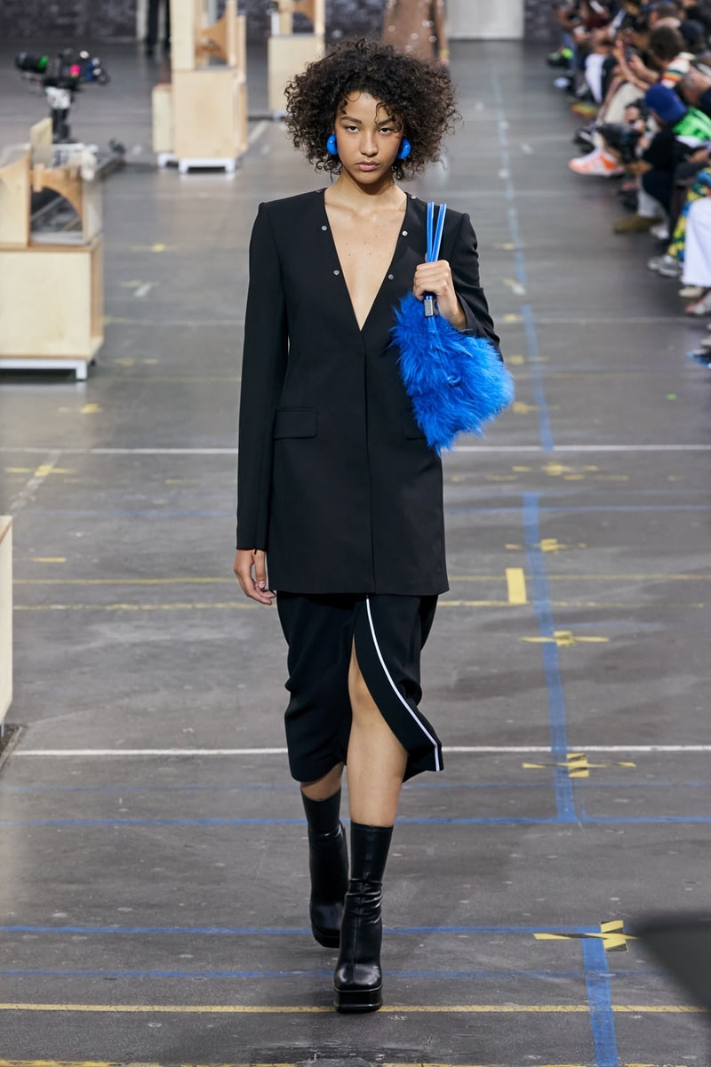 Off-White™ 2021 秋冬系列大秀正式登場 | Hypebeast