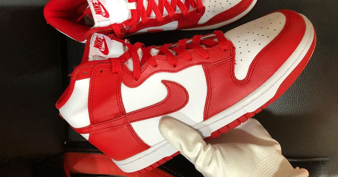 率先預覽 Nike Dunk High「University Red」經典配色 | Hypebeast