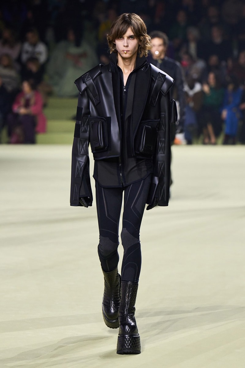 Balmain 正式發佈 2022 秋冬系列大秀 | Hypebeast