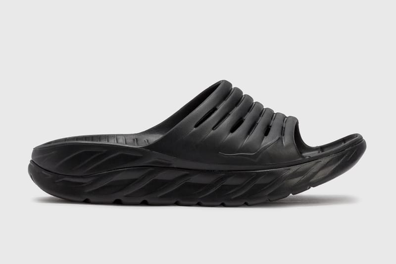 嚴選 Maison Mihara Yasuhiro、New Balance、Crocs 等品牌「最新鞋款」入手推薦 | Hypebeast