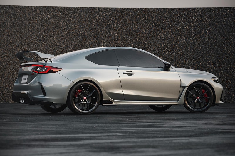 設計師打造 2023 Honda Civic Type R 全新「雙門 Coupe」概念改裝 | Hypebeast