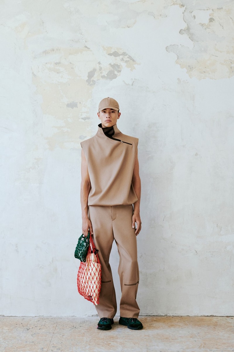 OAMC 正式發佈 2023 春夏系列 Lookbook | Hypebeast