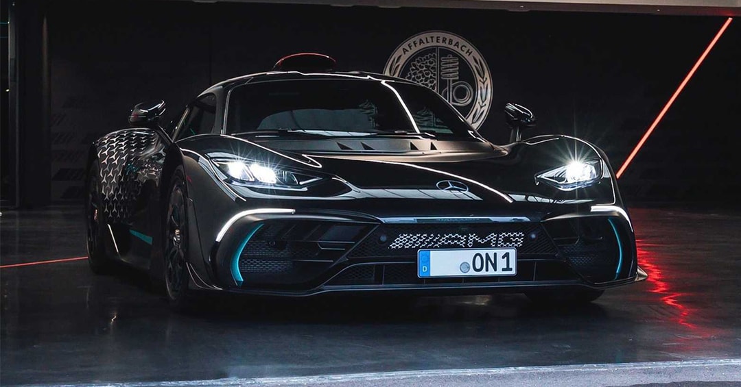 全球首輛千匹馬力終極街車 Mercedes-AMG One 正式展開交付 | Hypebeast
