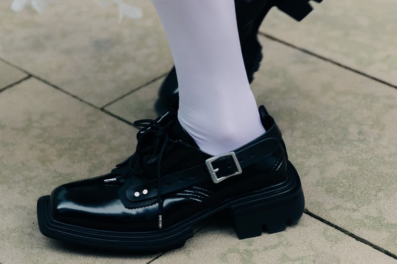 Street Style: 2023 秋冬倫敦時裝周街頭鞋款趨勢 | Hypebeast