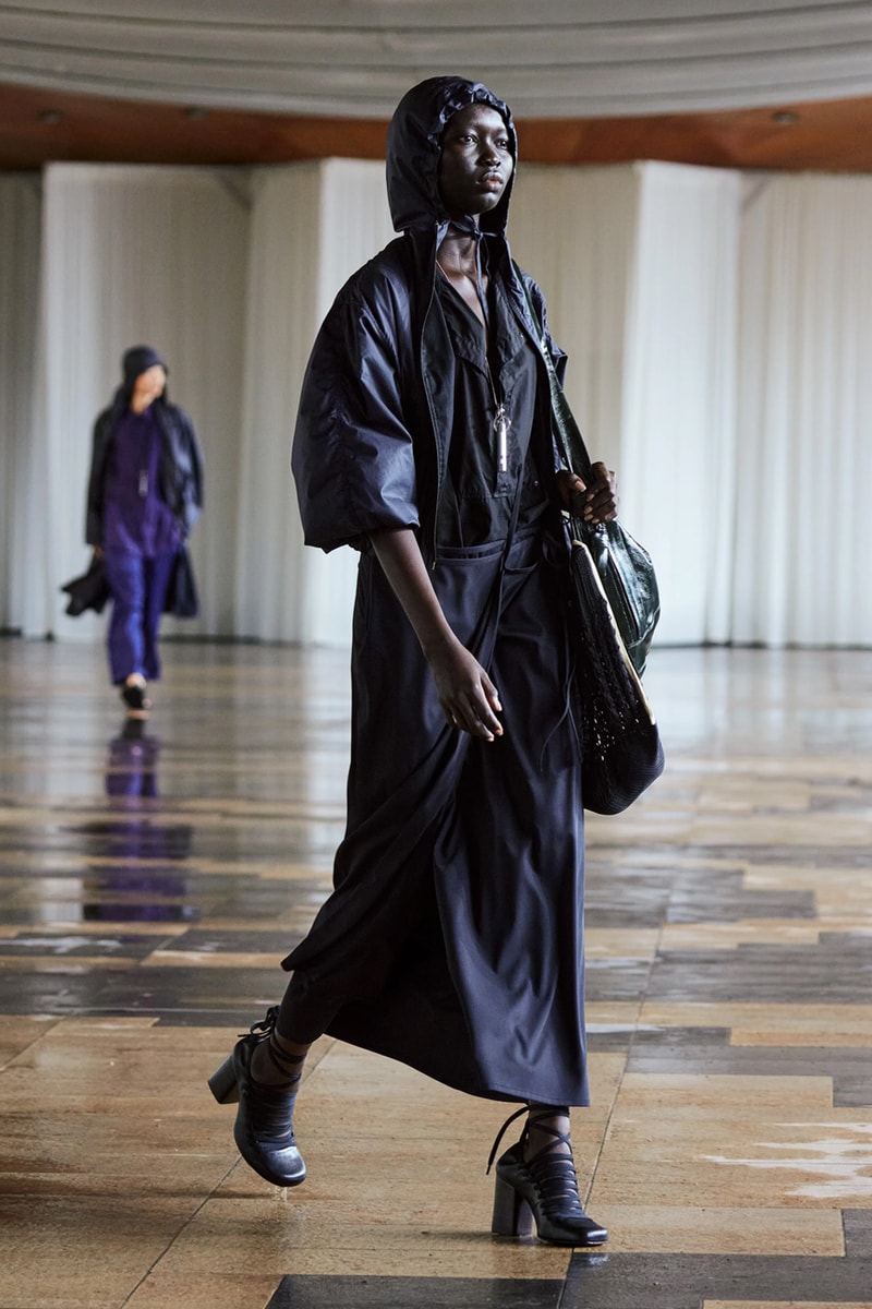 LEMAIRE 2024 春夏系列大秀正式登場 | Hypebeast