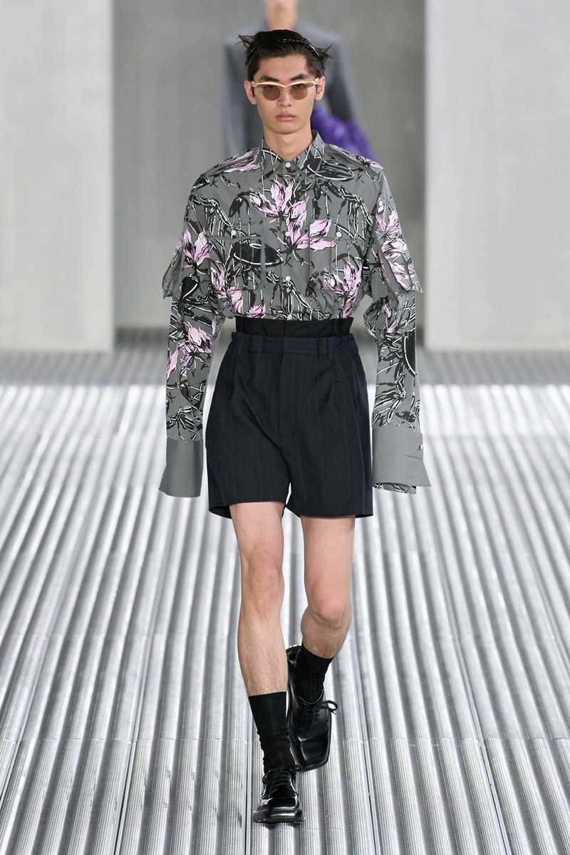 Raf Simons 與 Miuccia Prada 共同打造 Prada 2024 最新男裝系列大秀 《Fluid Form ...