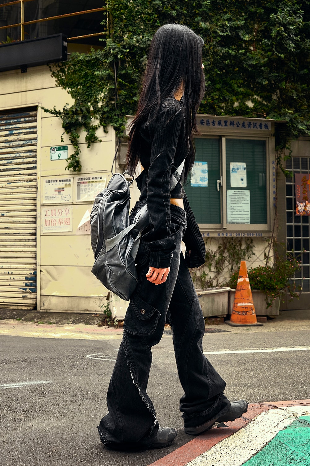 Streetsnaps: Æ SYNCTX 設計師 Heewon Park | Hypebeast