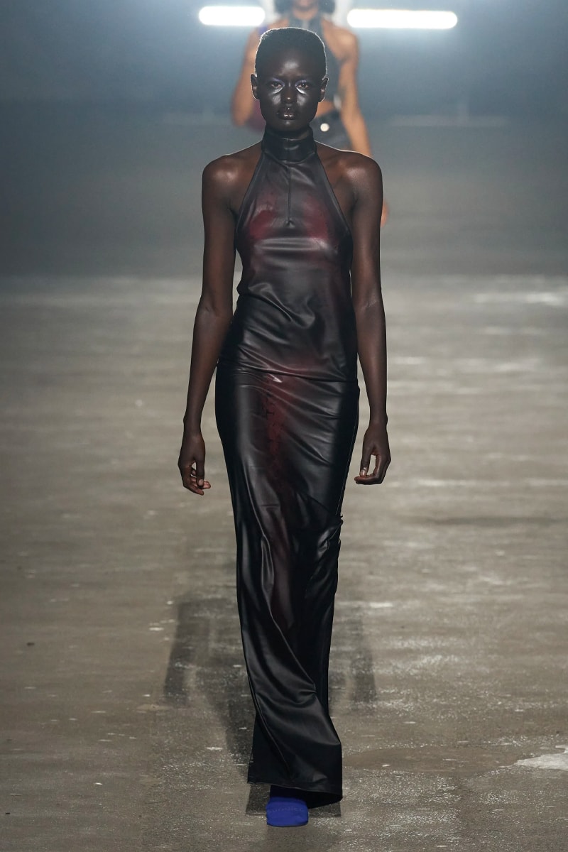 致敬 David Cronenberg 經典爭議作品，Mowalola 2024 春夏系列大秀正式登場 | Hypebeast