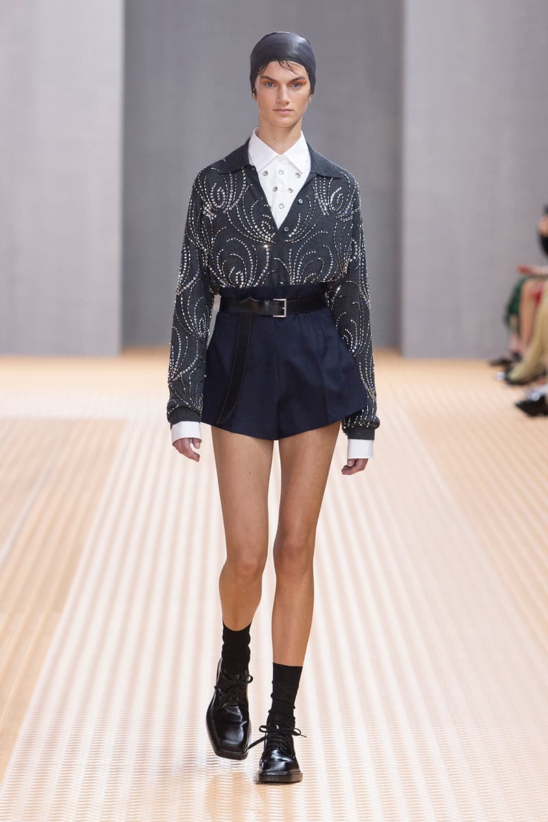 Redirecting to /zh/2023/9/prada-spring-summer-2024-menswear-womenswear-milan-fashion-week-runway
