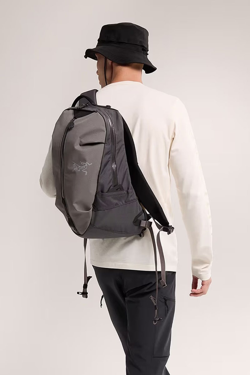 Arc’Teryx 正式推出 2023 秋冬全新 ARRO 包款 | Hypebeast