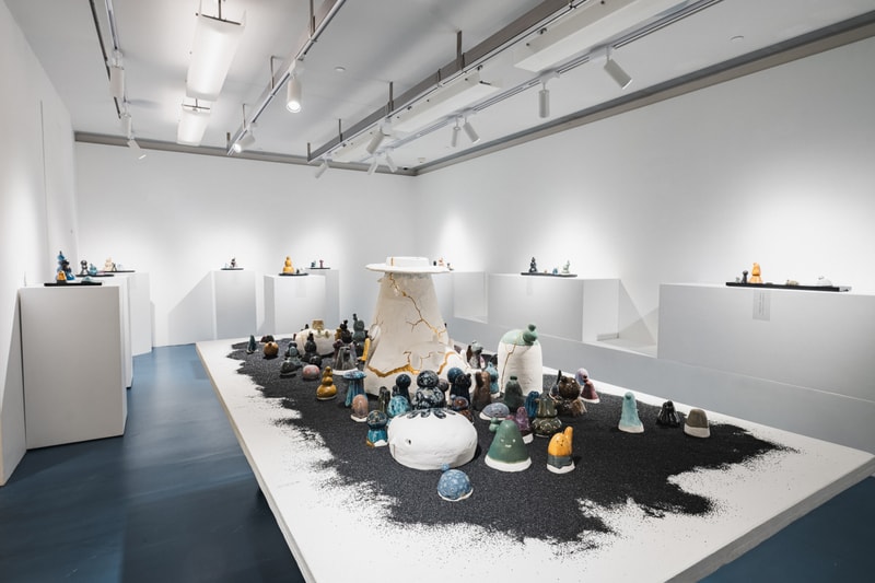 率先走進 Eric So 最新展覽《在山上看着大海對岸的妳》 | Hypebeast