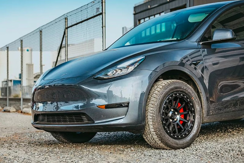 Unplugged Performance 打造 Tesla Model Y 全新越野版改裝車型 | Hypebeast