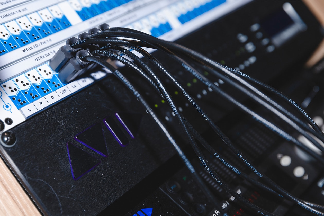 「音樂世界的 VR 虛擬實境」專訪職業 Dolby Atmos 錄混音師 Derek Tsai | Hypebeast