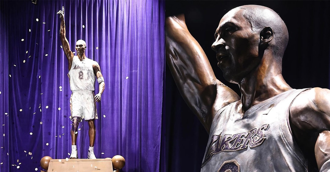 Kobe Bryant 紀念雕像正式於 Los Angeles Lakers 主場落成 | Hypebeast