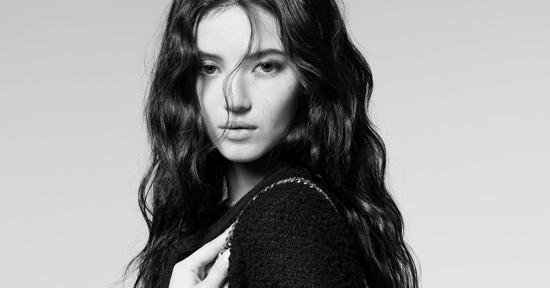 NewJeans 成員 Danielle 演繹 CELINE 2024 夏季女裝系列形象大片 | Hypebeast