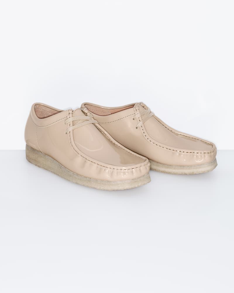 Supreme x Clarks Originals 2024 春季聯名系列正式發佈 | Hypebeast