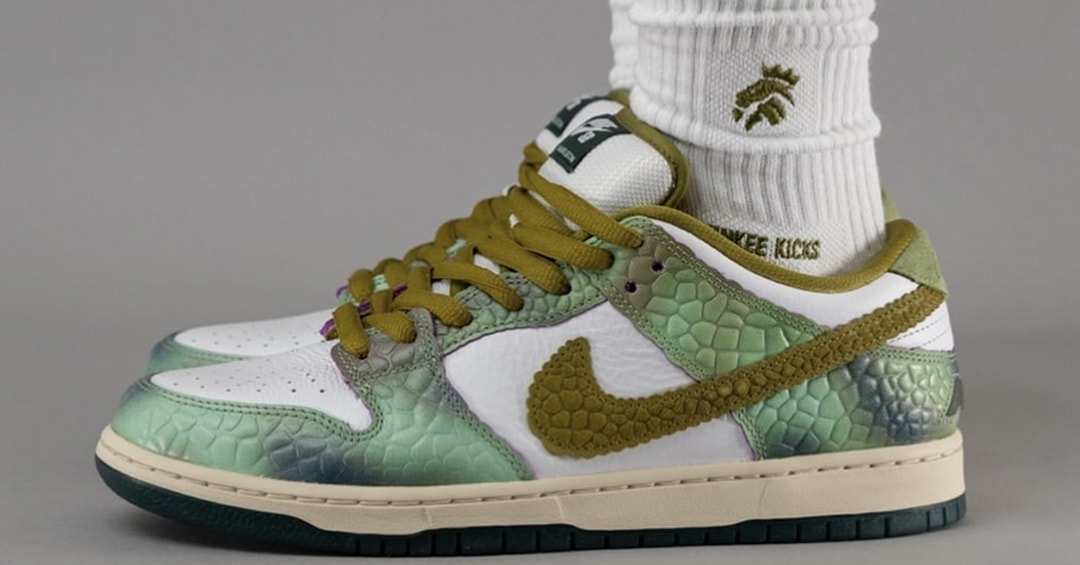 率先預覽 Alexis Sablone x Nike SB Dunk Low 全新聯名鞋款上腳圖輯 | Hypebeast