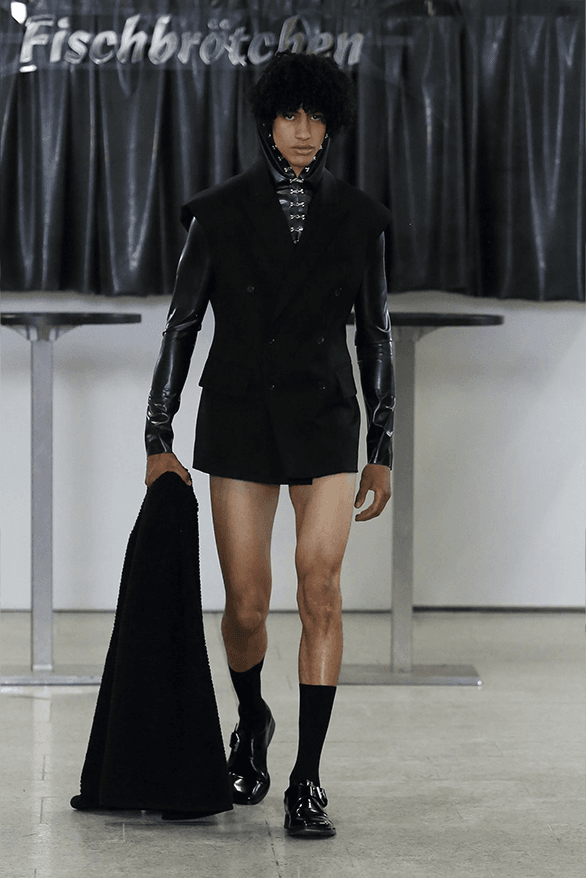 RICHERT BEIL 正式發佈 2025 春夏系列大秀 | Hypebeast