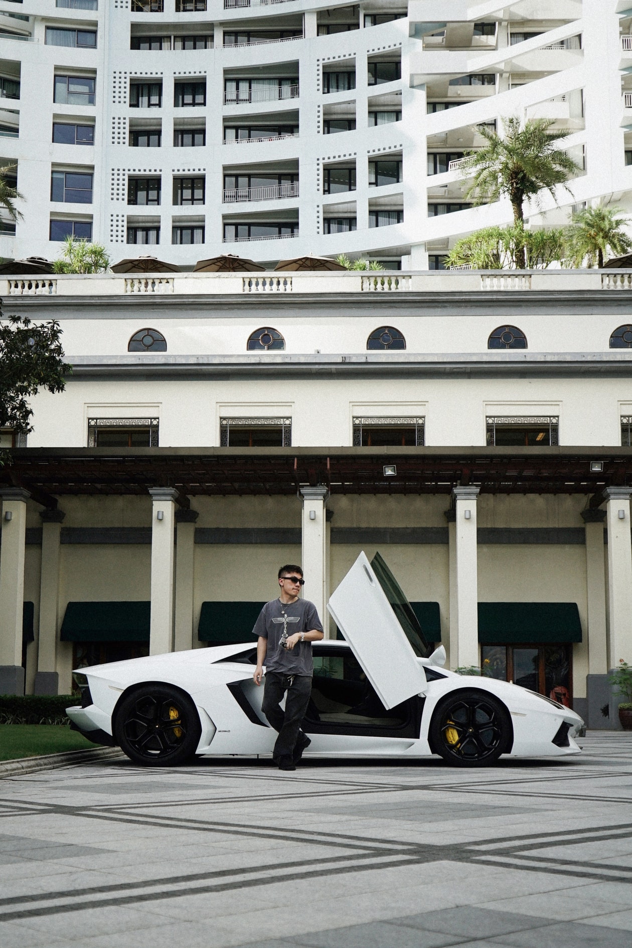 DRIVERS: FIBER PRODUCTIONS 主理人 Kurtis 與愛驅 Lamborghini Aventador LP 700 ...