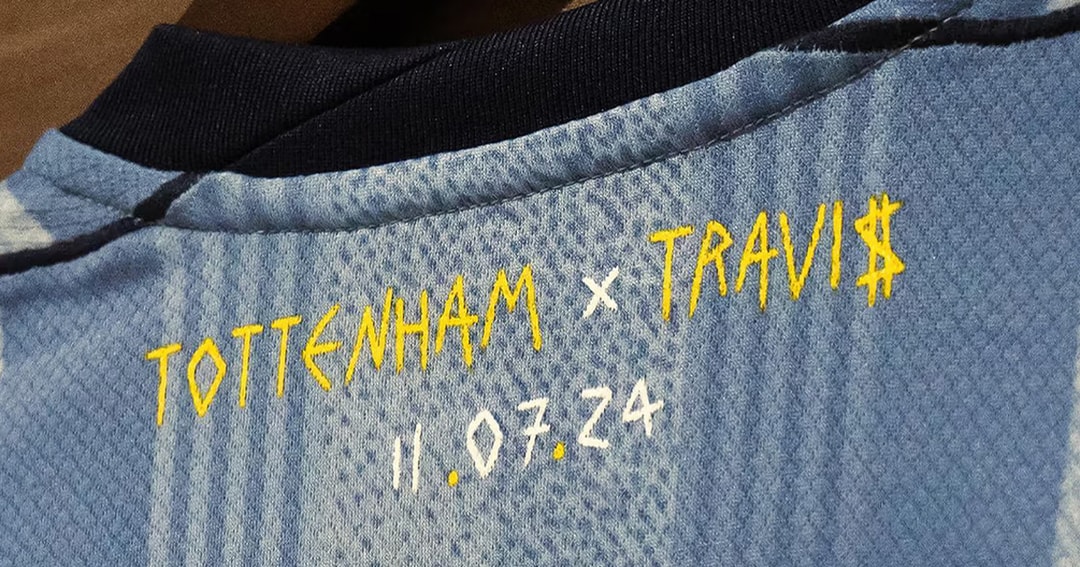 近賞 Travis Scott x Tottenham Hotspur 全新聯名球衣 | Hypebeast