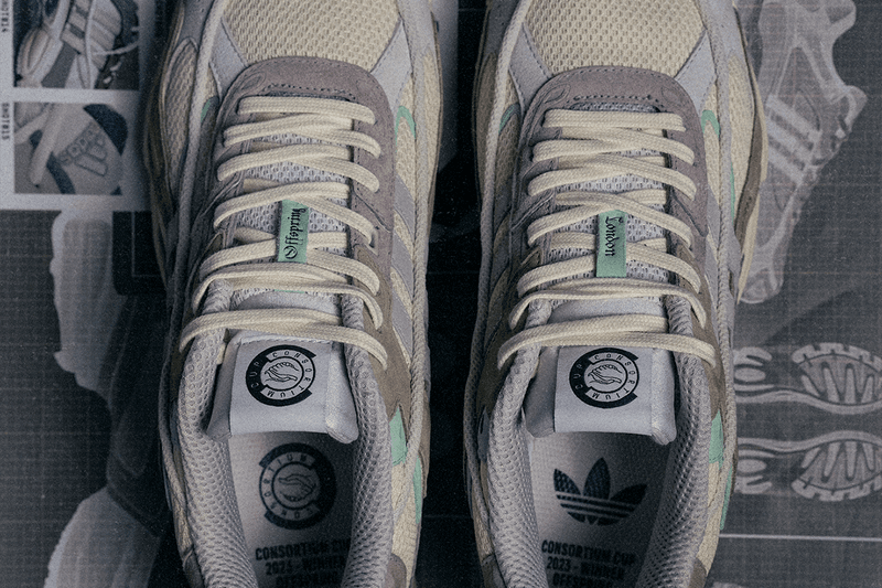 Offspring x adidas RS OZWEEGO「£1 Note」全新聯名鞋款正式登場 | Hypebeast