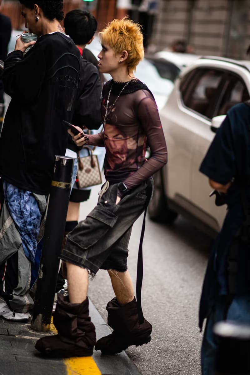 Street Style: 2025 春夏上海時裝周街拍特輯 | Hypebeast