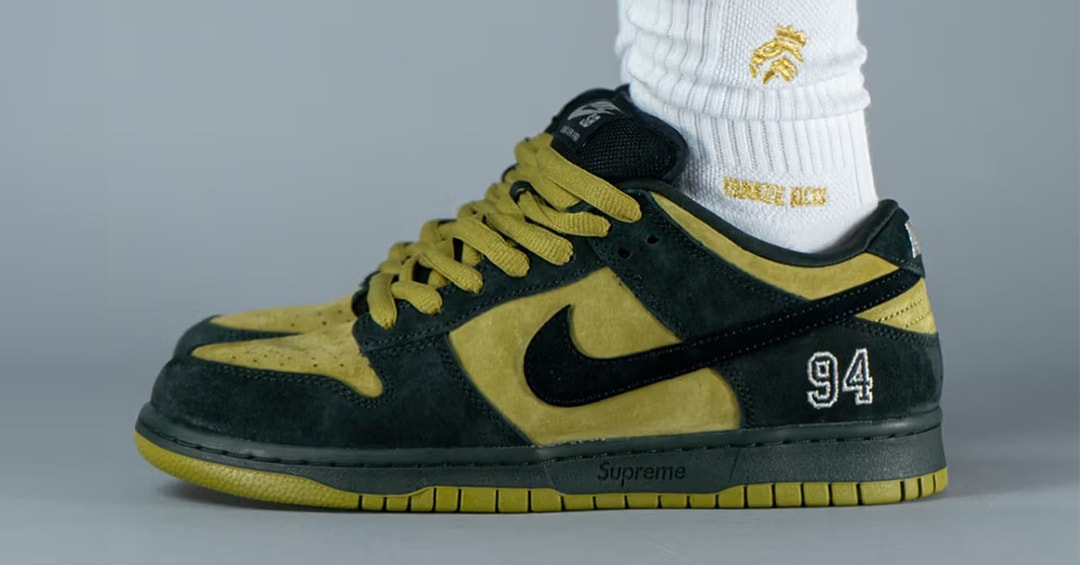 Supreme x Nike SB Dunk Low「Camper Green」最新聯名配色率先亮相 | Hypebeast