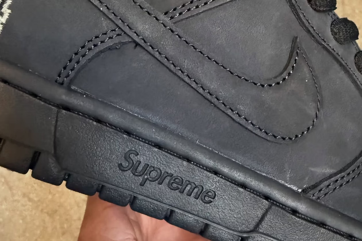 Supreme x Nike SB Dunk Low「Black」最新聯名配色率先亮相 | Hypebeast
