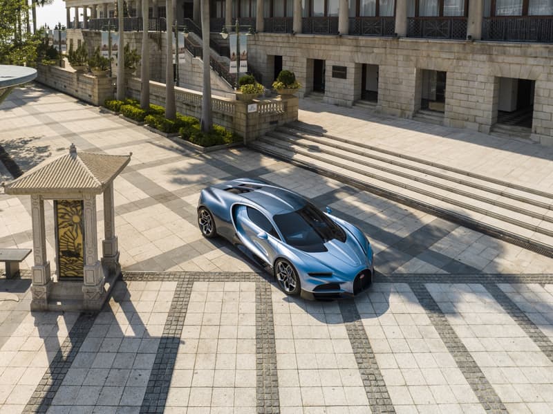BUGATTI 全新一代 Hypercar 混能超跑 Tourbillon 現身香港 | Hypebeast