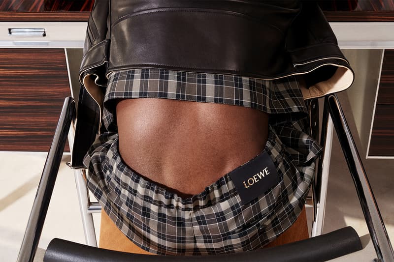 LOEWE 2025 早秋系列正式登場 | Hypebeast