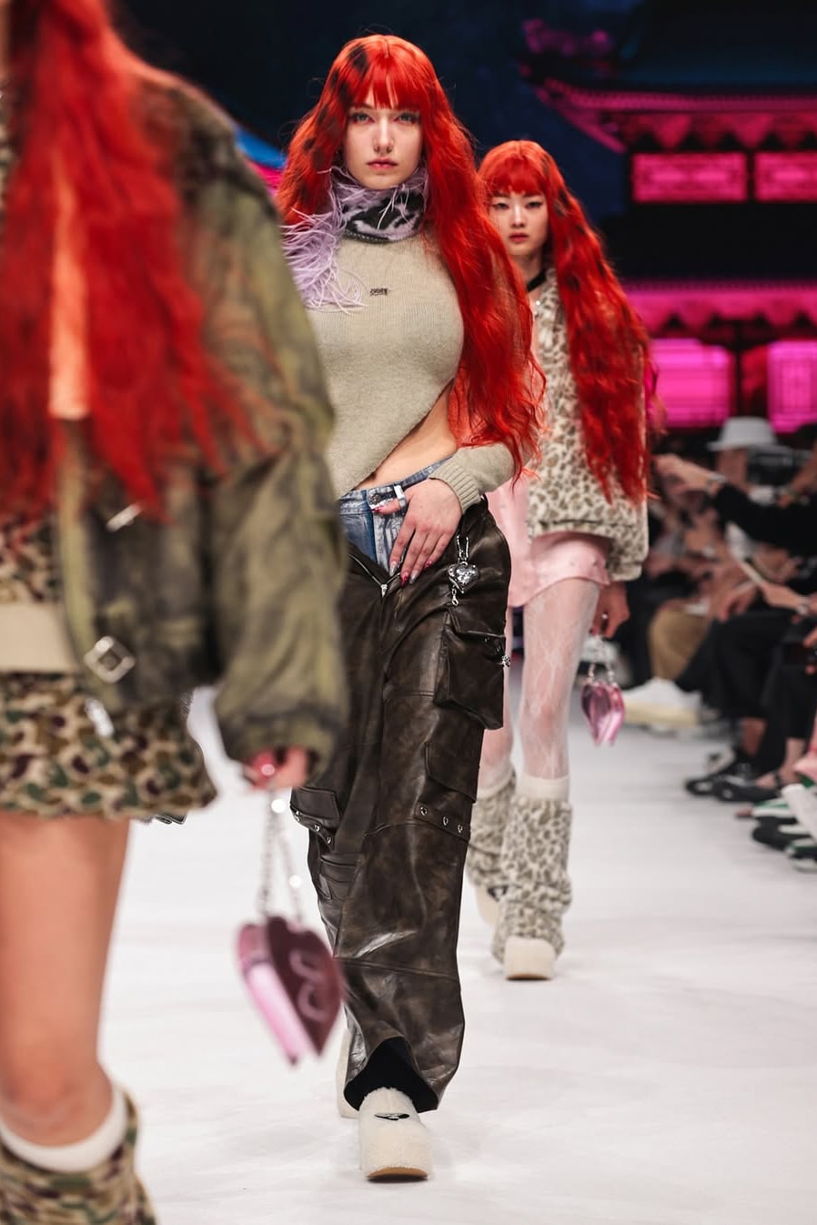 APEE by A BATHING APE®： BAPE® 宇宙中為 GEN Z 少女而生的獨特變奏 | Hypebeast