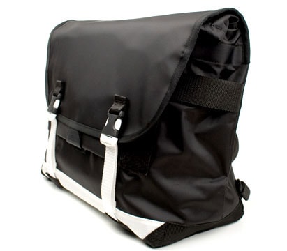 Beinghunted x Bagjack Messenger Bag I-B | Hypebeast