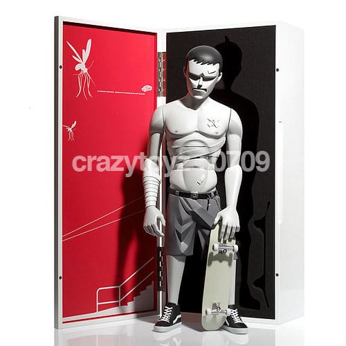 Coarsetoys 1:3 "Flake" Figure - Pain Edition | Hypebeast