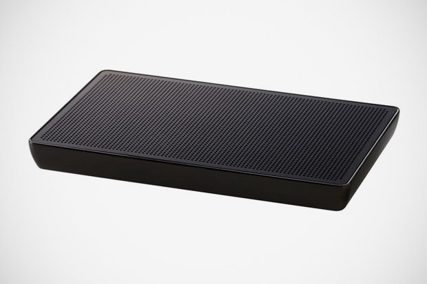 IDEA International Rechargeable USB Card Speaker | Hypebeast