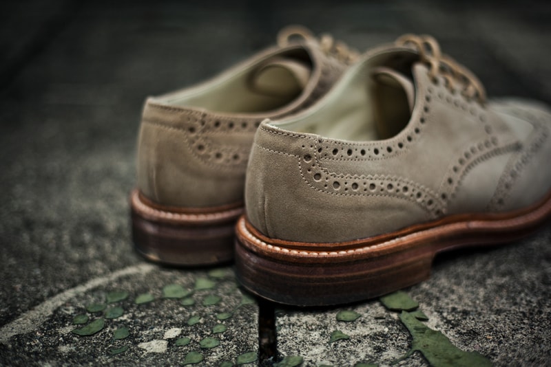 Design Loake Jack Sand Suede | Hypebeast