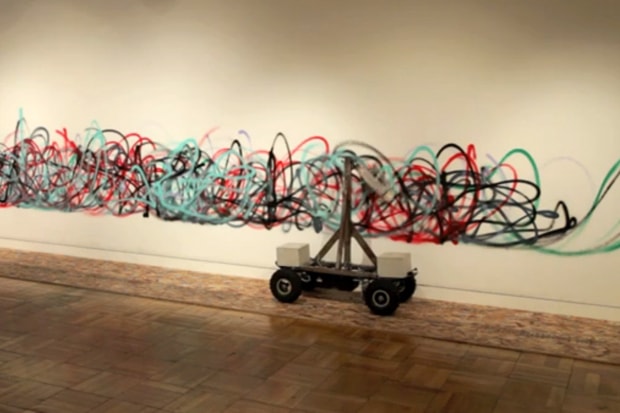 The Senseless Drawing Bot | Hypeart