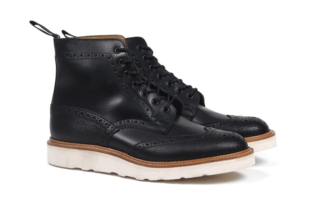 Tricker's for PRESENT Two-Tone Brogue Boot | Hypebeast