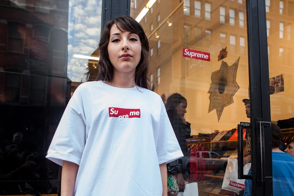 Supreme's Box Logo Gets Flipped for Free "Su me" T-Shirt | Hypebeast