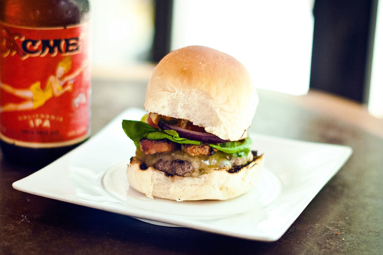 HYPEBEAST Eats... Bun Fights Burgers by Restoration and Posto Pubblico ...