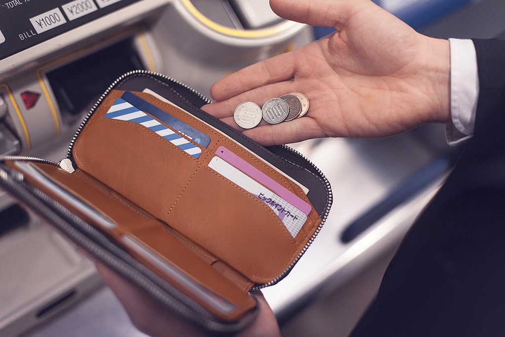 Bellroy The Carry Out Wallet | Hypebeast