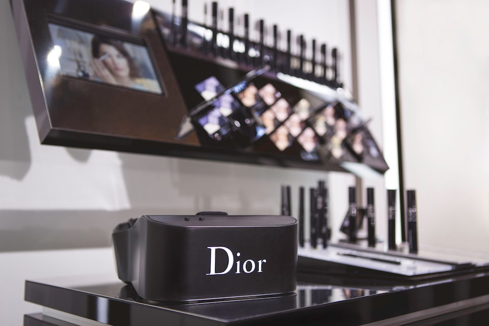 Dior Eyes Virtual Reality to Give Viewers Backstage Access | HYPEBEAST