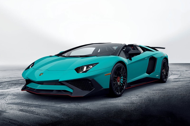 Lamborghini Aventador Teal