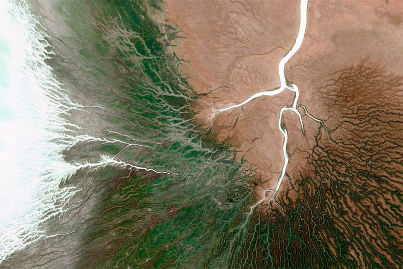 Earth View: A Curated Collection of Google Earth's Best Satellite ...