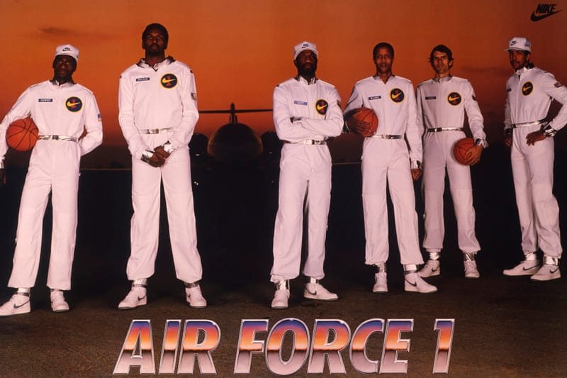 Meek Mill Performs New Drake Diss Freestyle on ‘The Pinkprint’ Tour ...