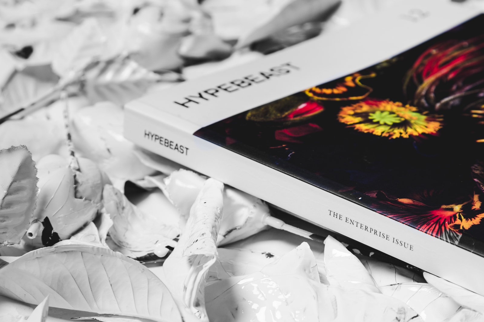 《HYPEBEAST＃12：The Enterprise Issue》正式上架 | HYPEBEAST