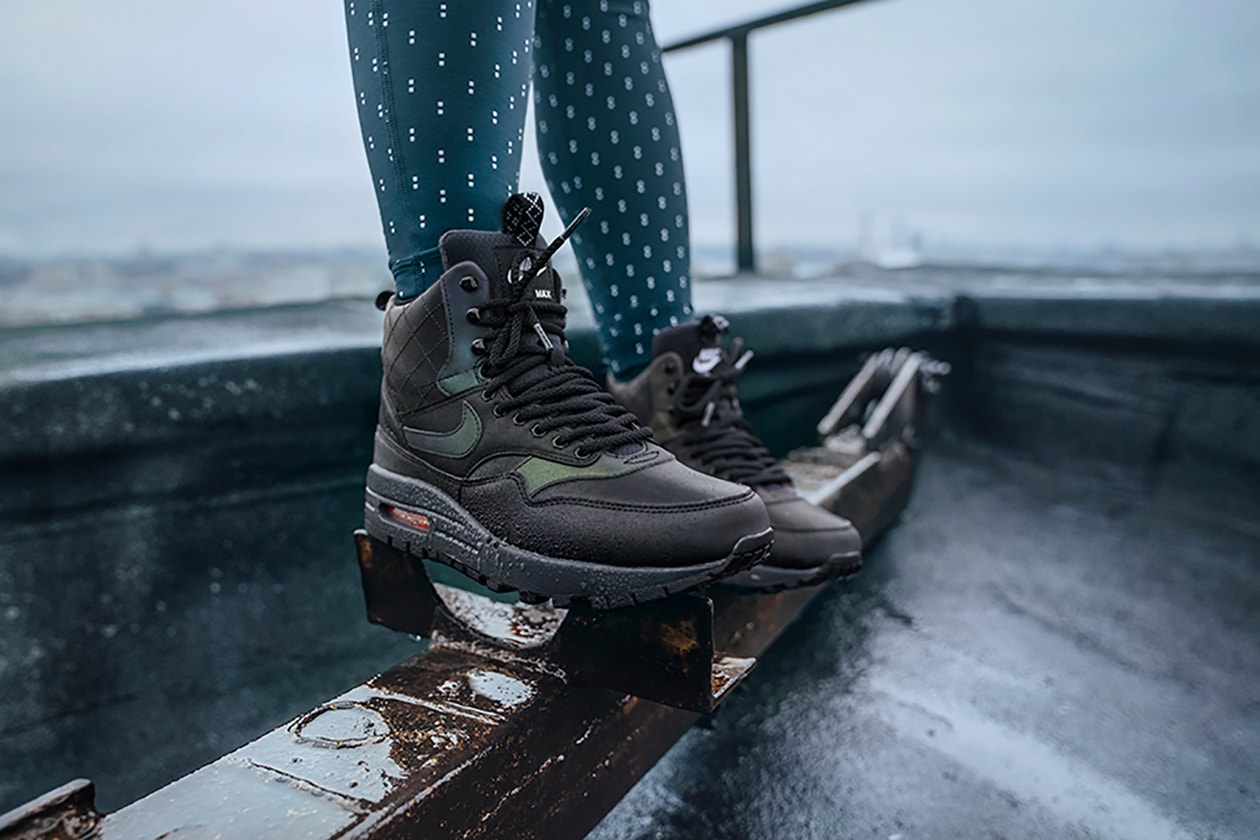 Nike 于莫斯科发布 2015 秋冬 Sneakerboots 系列 | Hypebeast