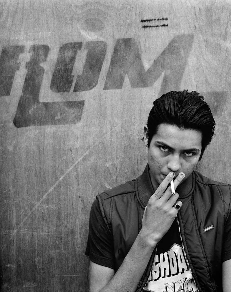 Supreme 2015 Fall/Winter Editorial by 'SENSE' | Hypebeast