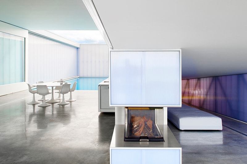 Architect Robin Williams' Australian Beach House Is a Minimalist Gem ...